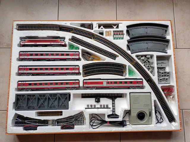 GRAND COFFRET JOUEF Ho 1/87 Réseau Train Électrique Locomotive Wagon Rails Etc.. EUR 250,00 ...