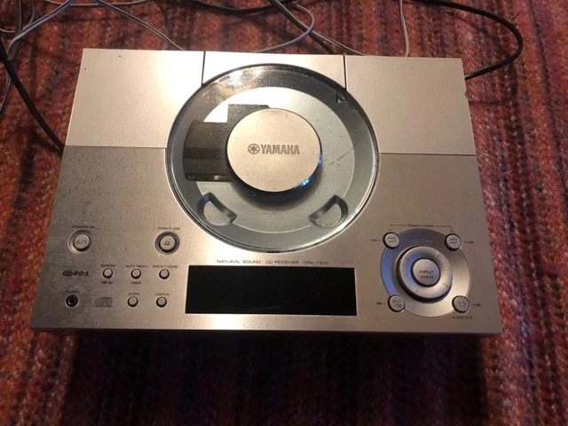 VINTAGE YAMAHA CD player with speakers, bought in 2002 and still ...