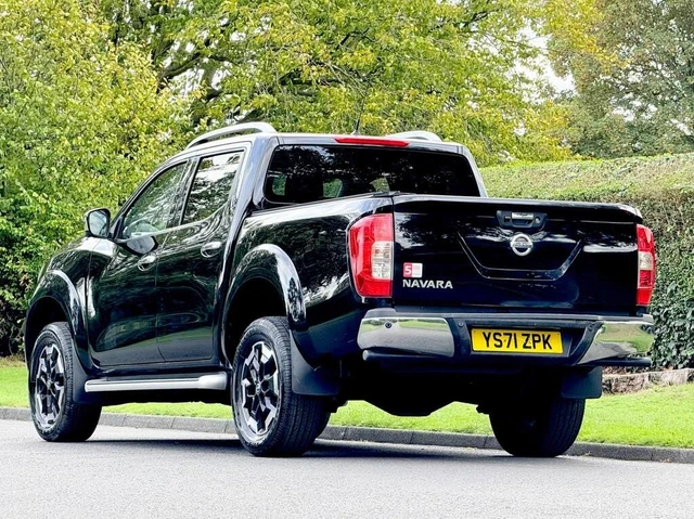 2021 NISSAN NAVARA 2.3 dCi Tekna Auto 4WD Euro 6 4dr £9,150.00 ...