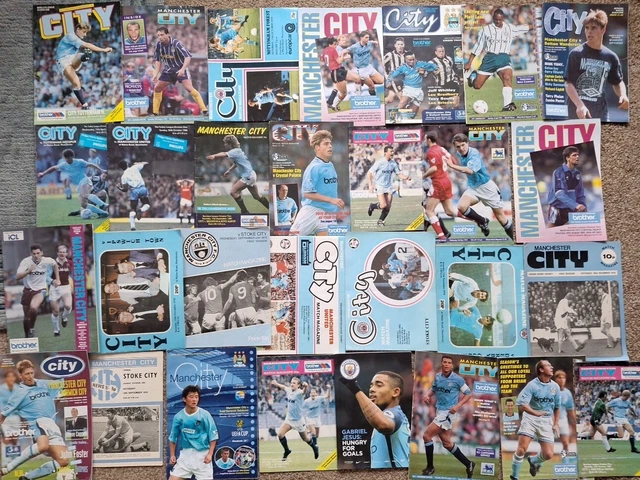 MANCHESTER CITY FC - VARIED COLLECTION OF 30 HOME PROGRAMMES, 1970 to ...