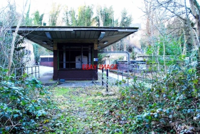 PHOTO LONDON Transport Northern Line Highgate Railway Station Looking ...
