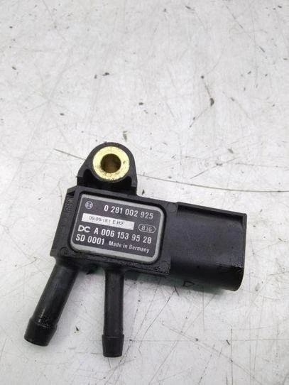 MERCEDES-BENZ C W204 0281002925 A0061539528 Capteur de Pression DPF ...