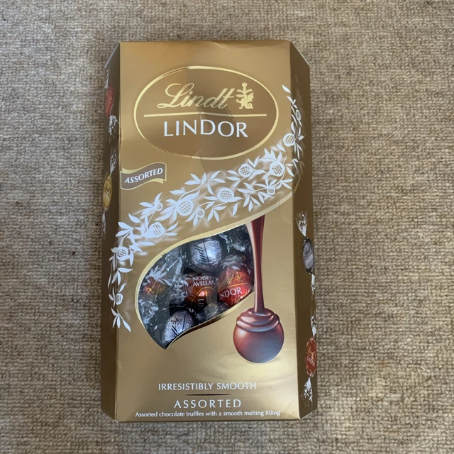 LINDT LINDOR ASSORTED Chocolate Truffles Box Extra Large - Approx 48 ...