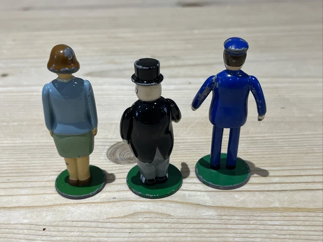 THOMAS THE TANK Engine ERTL Sir Topham Hatt Lady Hatt And Station ...
