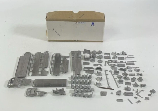 PIRATE MODELS NO469 RT/RTL With Park Royal/Weymann/Saunders Options 4mm ...