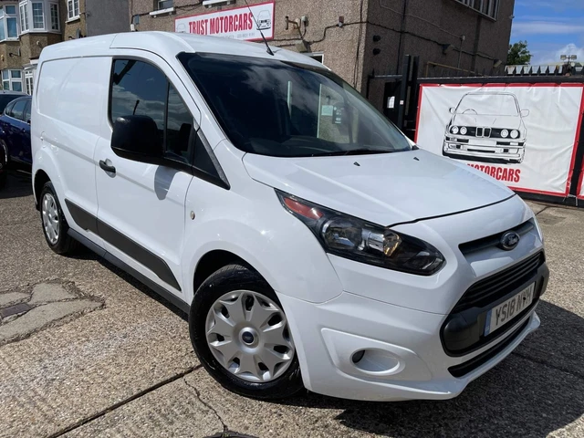 2018 FORD TRANSIT Connect 1.5 TDCi 200 Trend L1 H1 5dr PANEL VAN Diesel ...