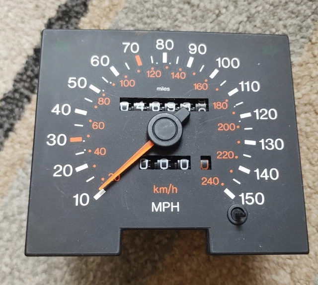 SPEEDOMETER ASSEMBLY FORD Granada / Scorpio MK3 150mph 85GB-17282-A2B £ ...