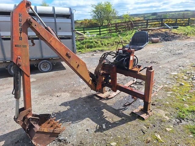 KUBOTA KMS180 COMPACT Tractor Back actor Read End Digger Back Hoe £ ...