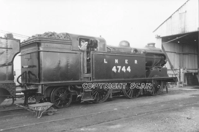 RAILWAY STEAM PHOTO : 4744 LNER @ LOUGHBOROUGH 91 £3.83 - PicClick UK