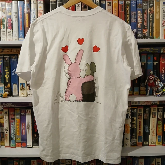 KAWS X ANDY Warhol X Uniqlo - White T Shirt Large - In Hand Love Bunny ...