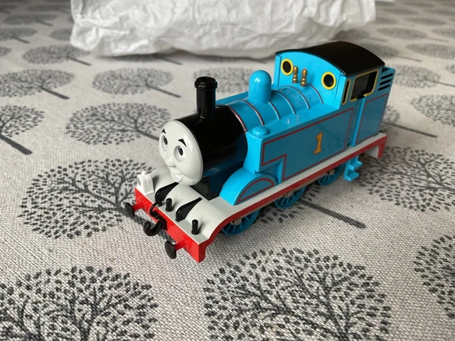 BACHMANN OO/HO GAUGE thomas the tank engine locomotive train with ...
