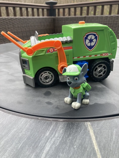 PAW PATROL RESCUE Racers ROCKY Green Racer Garbage Truck LIGHTS AND ...