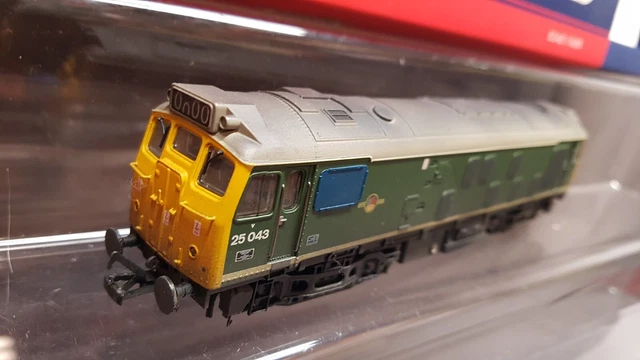 BACHMANN BR GREEN Class 25043 Diesel Weathered Full Yellow Ends Dcc ...