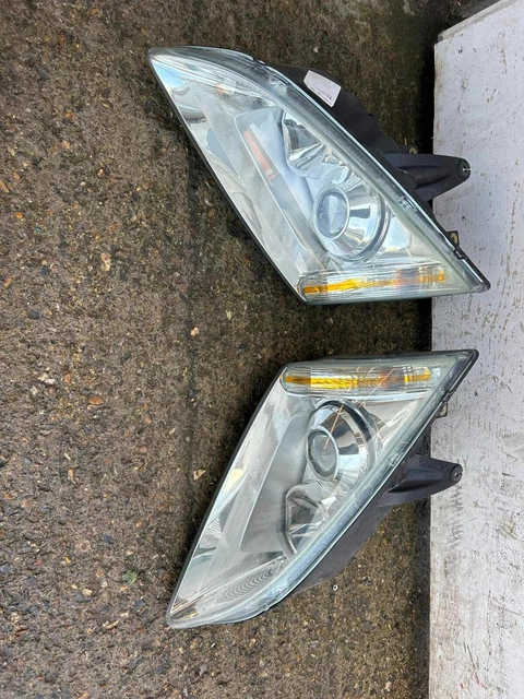 FORD FOCUS ST 225 Front Xenon Headlights Pair Clear Standard Mk2 2007 £ ...