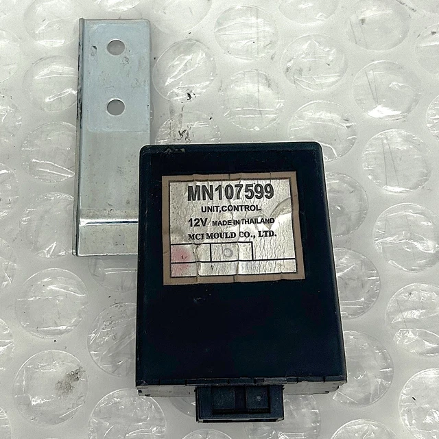 4WD INDICATOR CONTROL Unit for Mitsubishi L200 K74T Series 3 2.5TD £25. ...