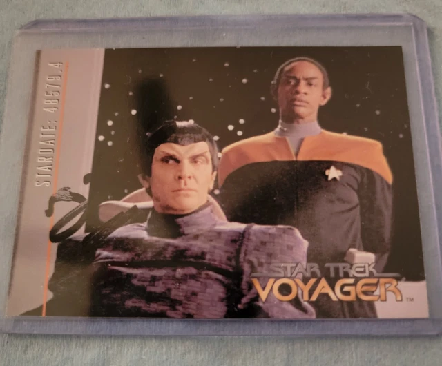 STAR TREK VOYAGER Tim Russ Tuvok SkyBox 30 Autograph Comes in Ultra Pro ...