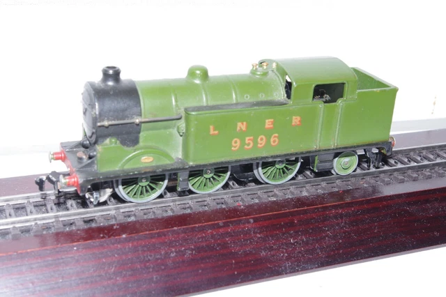 HORNBY DUBLO HO EDL17 LNER Tank Locomotive 9596 - Vintage Model £4.99 ...