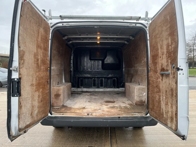 DIRECT COMPANY FORD Transit 110 T260 Trend Big Spec Low Mileage 2.2 ...