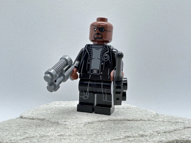 LEGO® MARVEL AVENGERS Minifigur Nick Fury sh585b 76269 Neu EUR 5,98 ...