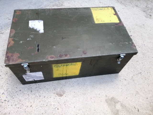 BRITISH ARMY LARGE Metal Box Heavy Duty Lockable Storage Case Land ...