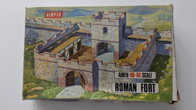 AIRFIX ROMAN FORT Snap Together Model 1706-198 - See Description ...