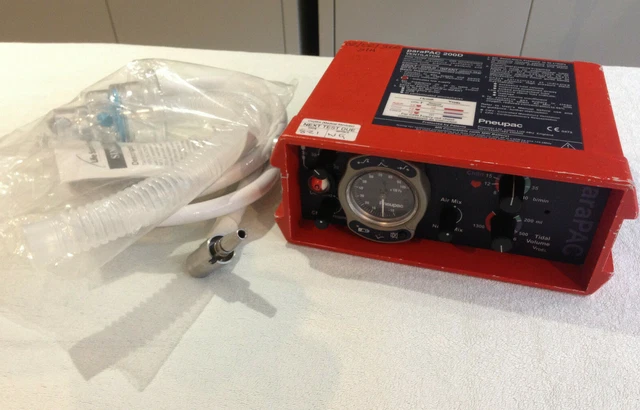 PNEUPAC PARAPAC 200D MRI Compatible Ventilator with O2 hose & patient ...