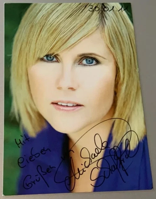 SIGNIERTE AUTOGRAMMKARTE GINA Wild aka Michaela Schaffrath 10 x 15 cm EUR 9,95 - PicClick DE