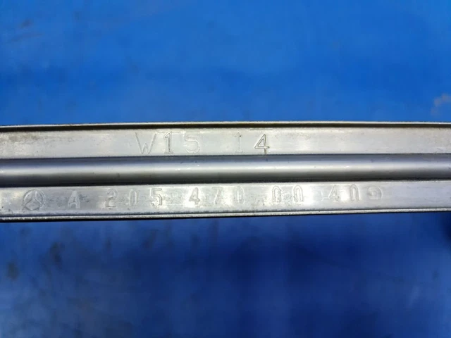 MERCEDES-BENZ C W205 Diesel Soporte Depósito de Combustible A2054700140 ...