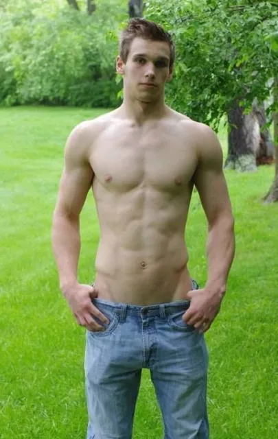 Shirtless Male Muscular Dude Frat Guy Jock Hunk Abs Beefcake Photo 4x6