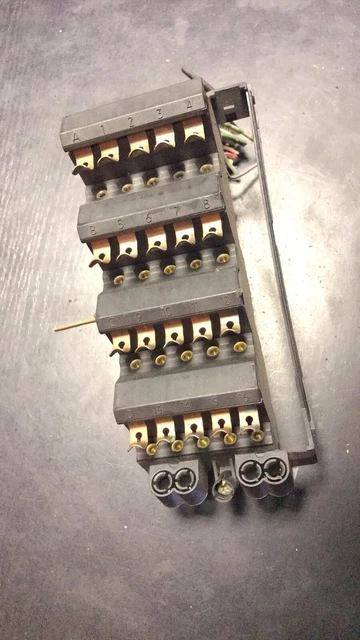 ORIGINAL MERCEDES BENZ W124 fuse board fuse box A1245402050 £29.75 ...