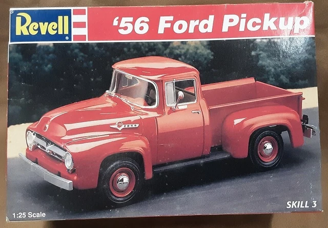 REVELL 1956 FORD Stepside Pickup Plastic Truck Model 1/25 #7602 EUR 22 ...