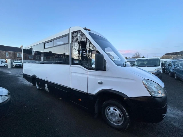 IVECO DAILY IRIS 16str MOBILITY BUS 3.0 DCi 50C17 RWD AUTO NoVAT 07379 ...