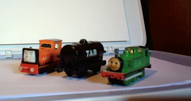 THOMAS THE TANK Engine OLD ERTL Rusty Diesel Engine / Tar Wagon / 11 ...