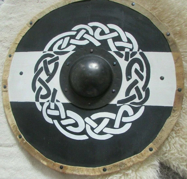 AUTHENTIC VIKING KNIGHTS Celtic Knot Triquetra Circle Wooden Shield EUR ...