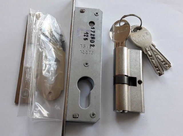 KALE KILIT 201 hook lock Deabolt for sliding door + Cylilinder Snc $60. ...