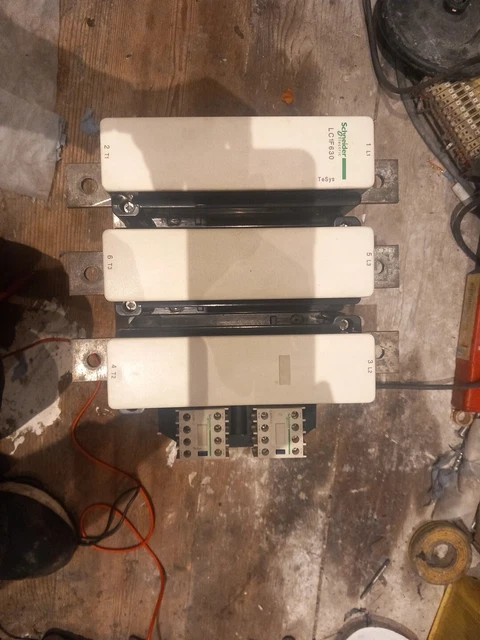 SCHNEIDER LC1F630 (440V) MAGNETIC CONTACTOR with coil 3-Pole (USED) £ ...