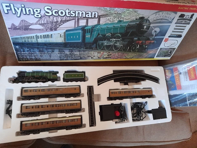 HORNBY R1039 FLYING Scotsman Train Set £94.32 - PicClick UK