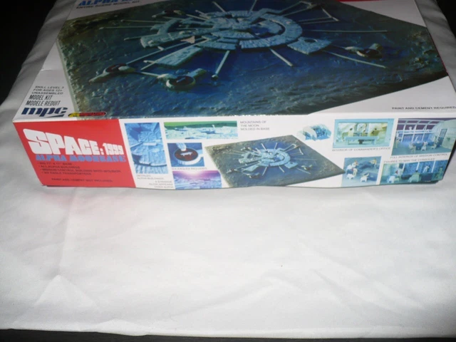 SPACE 1999 ALPHA Moonbase Model Kit by MPC #803/12 Like New in Box $89. ...