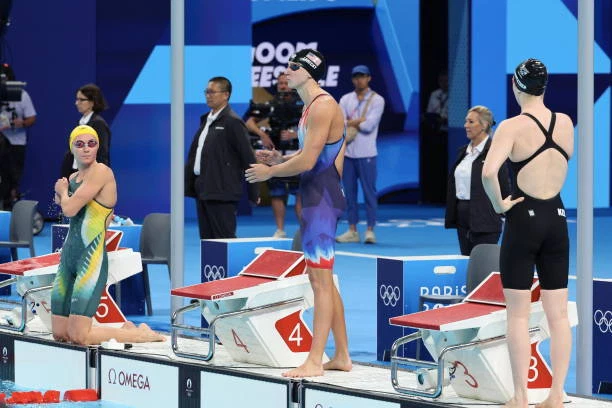ARIARNE TITMUS 400M freestyle final 2024 Gold Medal win Photo 19 EUR 5 ...