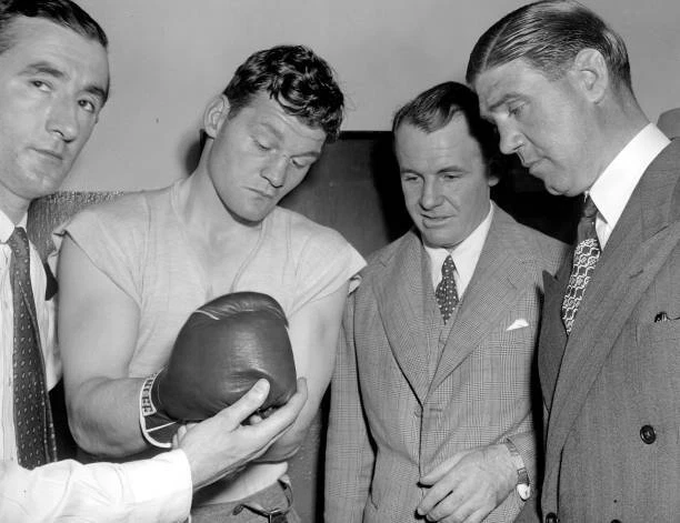 BRITISH HEAVYWEIGHT BOXING Champion Bruce Woodcock C1940s 4 Old Photo ...