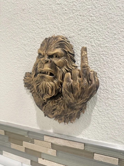 HAND PAINTED BIGFOOT Sasquatch Wall Mount Rude Middle finger Man Cave ...