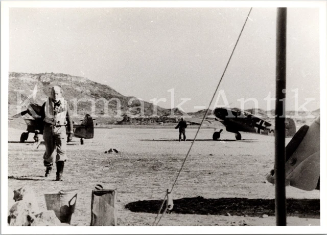 S831 FOTO WEHRMACHT Archiv Repro Luftwaffe Flugzeug Me109 JG77 rkt ...