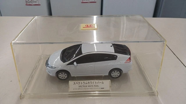 INSIGHT MODEL NUMBER Spectrum White Pearl Case Scratches Discoloration ...