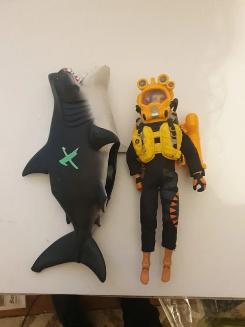 ACTION MAN - Deep Sea Mission With Shark Wear And Tear £15.00 - PicClick UK