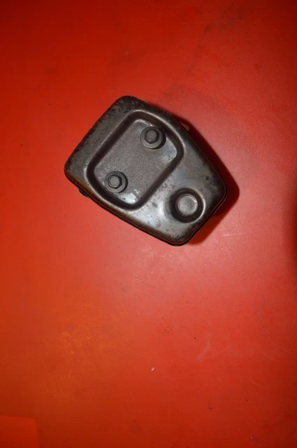 POT D' ÉCHAPPEMENT Tronçonneuse MAC CULLOCH 440 ( mac cat 440 ) EUR 10 ...