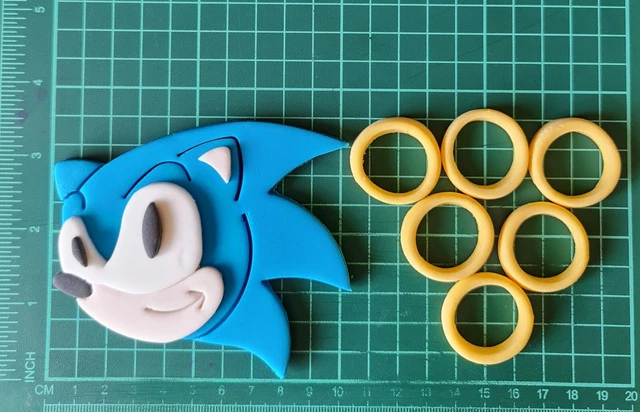 EDIBLE SONIC CAKE Topper Fondant Sonic Hedgehog gold ring Cake Topper 3 ...