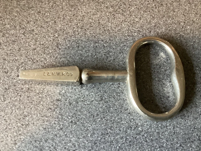 L &N.W.R.- RAILWAY Carriage Key by Hewlis & Co Warrington - Very Good ...