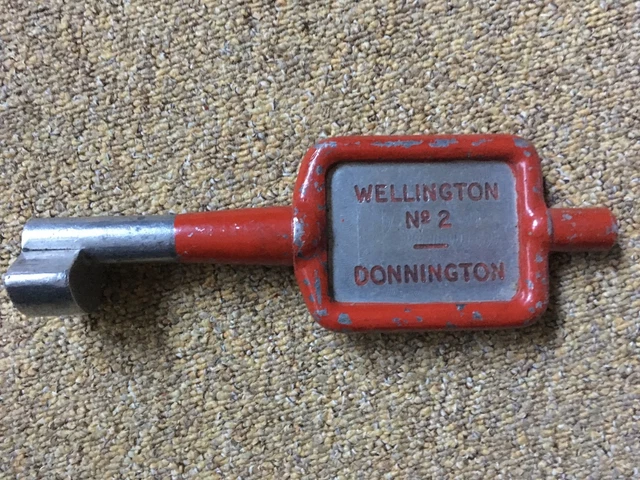 RAILWAY KEY TOKEN for Single Line Tracks - collectible Railwayana £176. ...