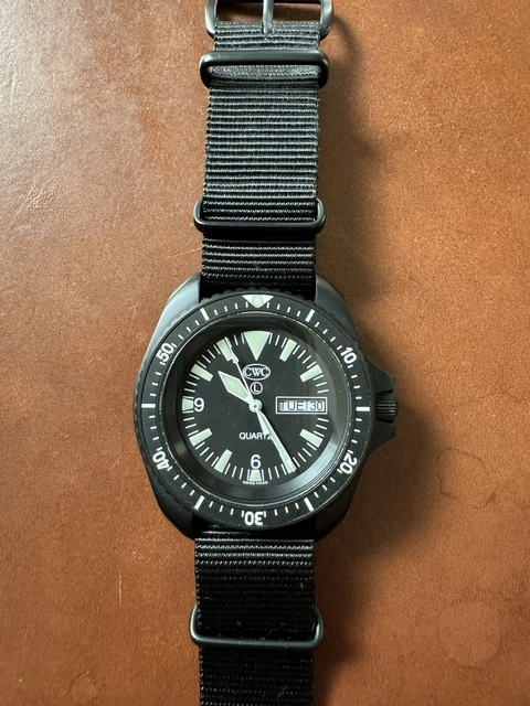 CWC SBS DIVERS Watch (SF300-QS120-DD) 2022 Rarely Worn Excellent Shape ...