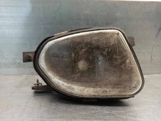 BOITIERS PHARE ANTIBROUILLARD droit pour MERCEDES-BENZ A9068200956 ...